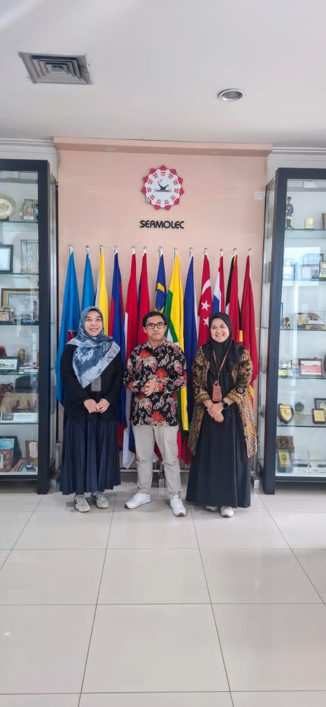 Fakultas Ilmu Pendidikan dan Humaniora Unimus